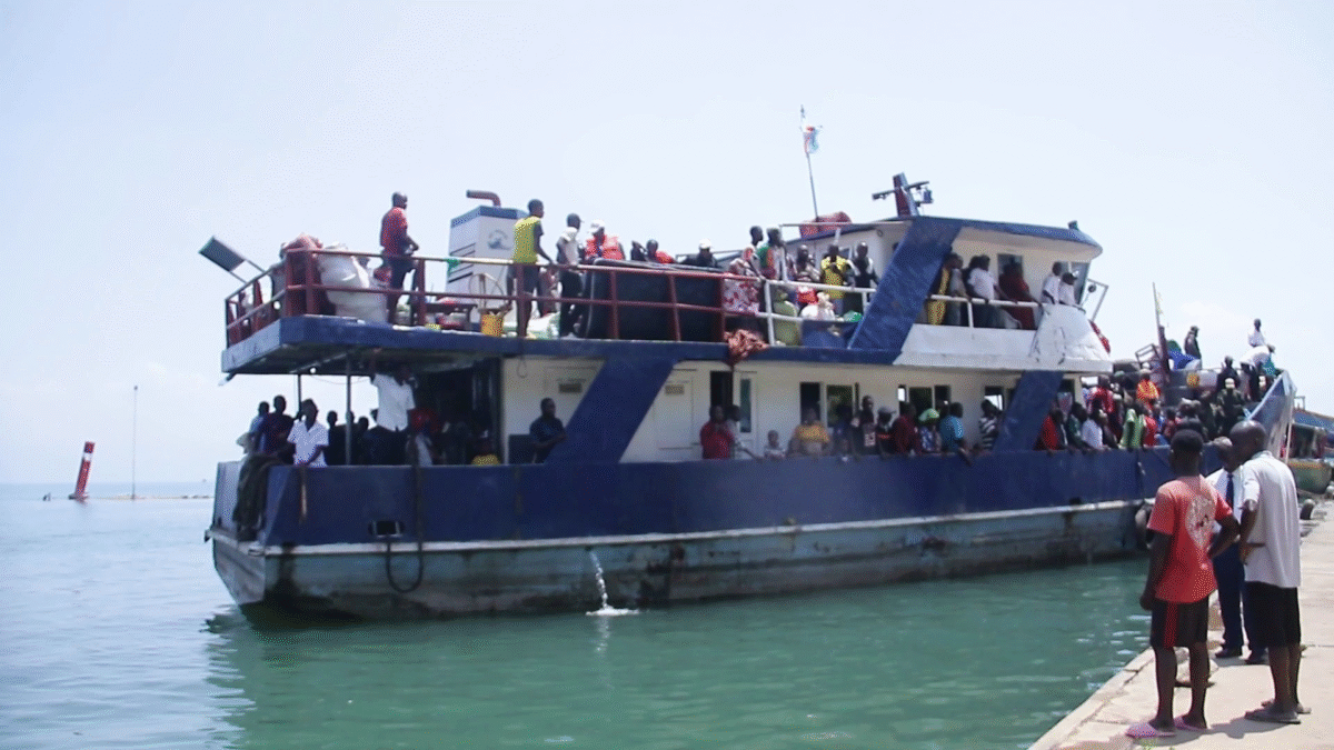 Sud-Kivu : la reprise du trafic sur le Tanganyika relance Uvira et ...